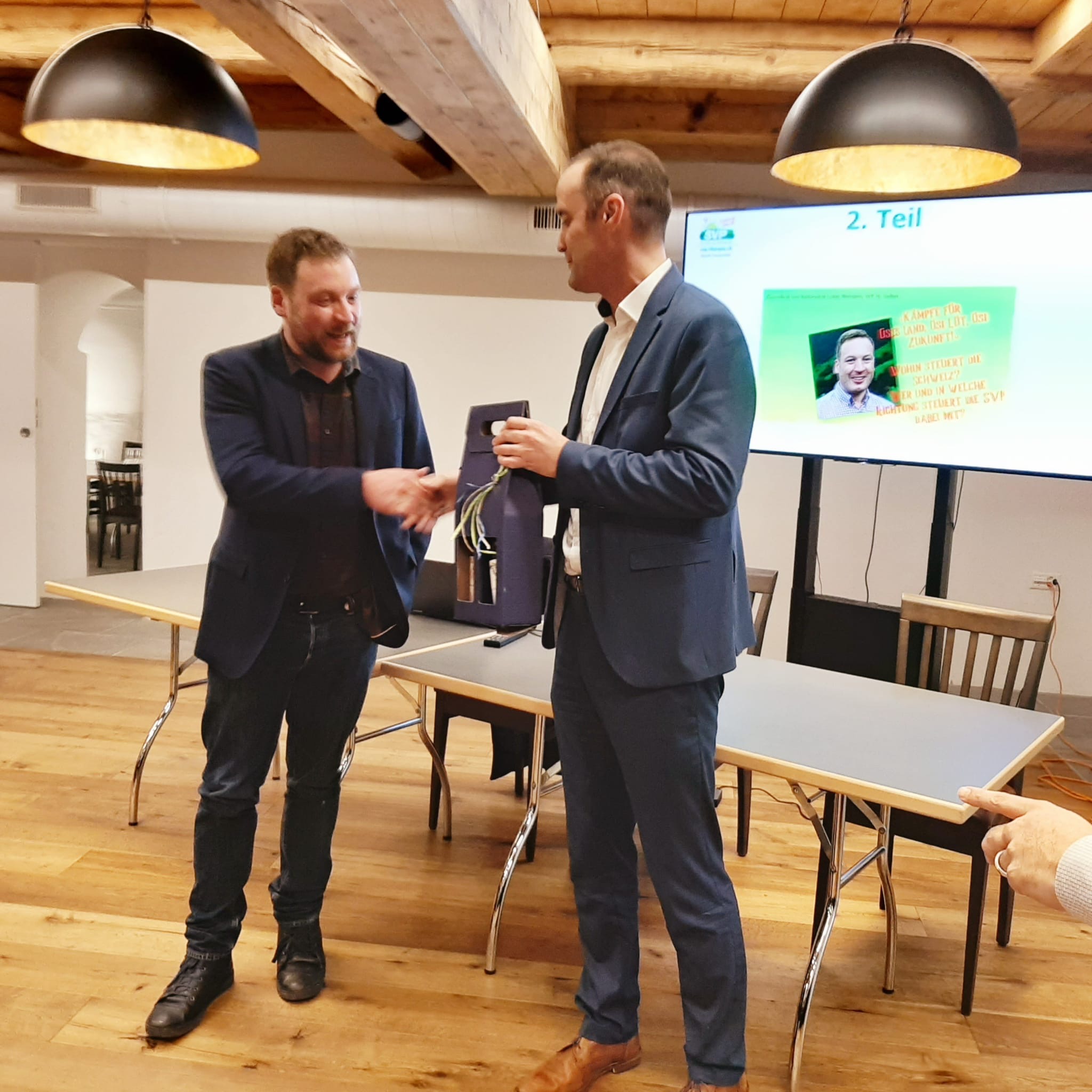 SVP Bezirk Frauenfeld - Nationalrat Lukas Reimann bei der SVP Bezirk ...